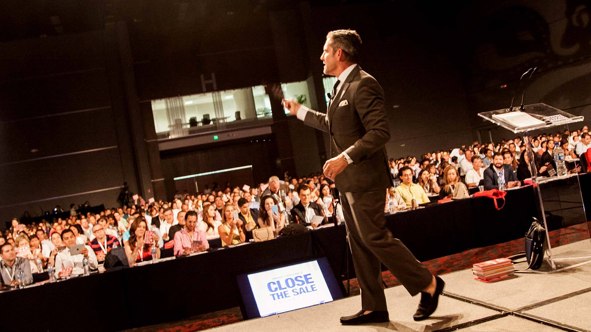 How To Pitch People At A Conference | Grant Cardone - 10X Your Business ...